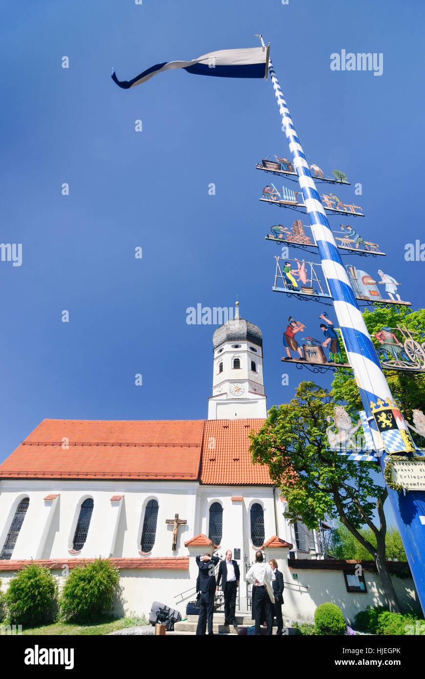Parish church and maypole hi-res stock photography and images - Alamy