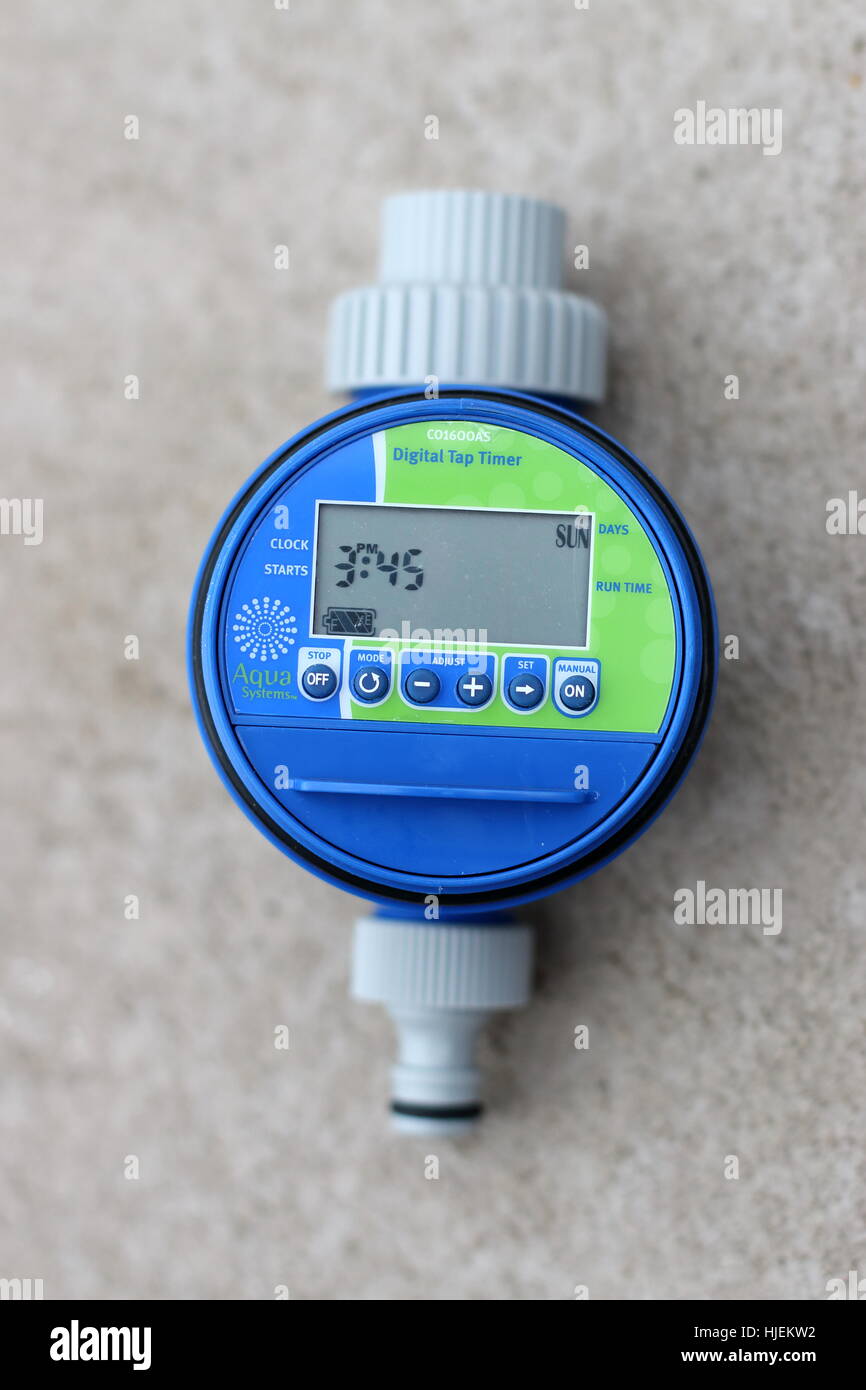 Setting timer hi-res stock photography and images - Alamy