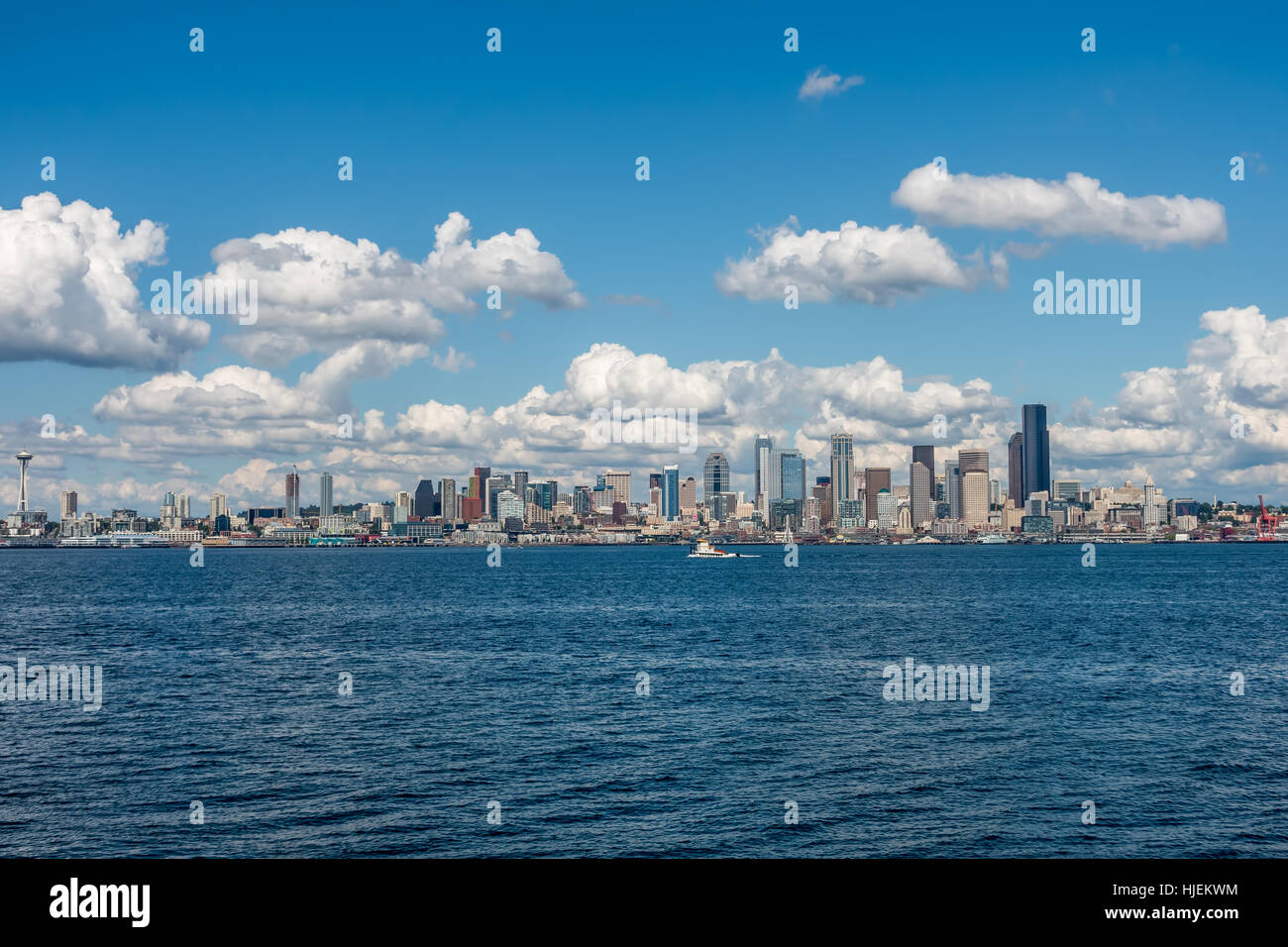 Seattle skyline day hi-res stock photography and images - Alamy