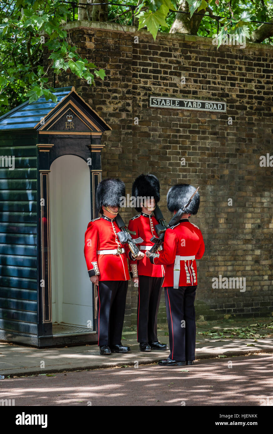 Welsh guards hi-res stock photography and images - Alamy
