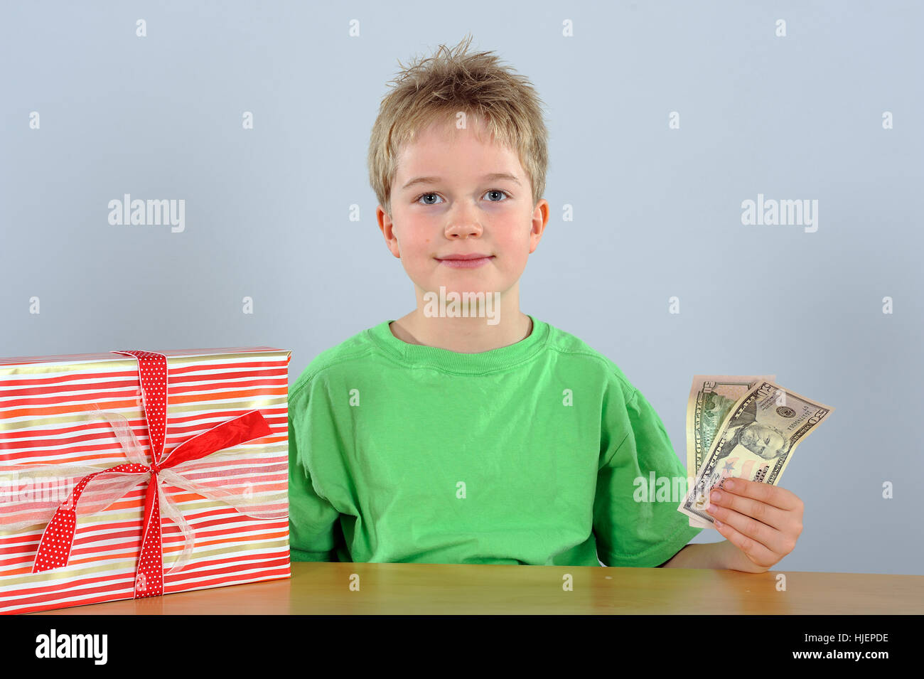 Kids birthday money present hi-res stock photography and images - Alamy