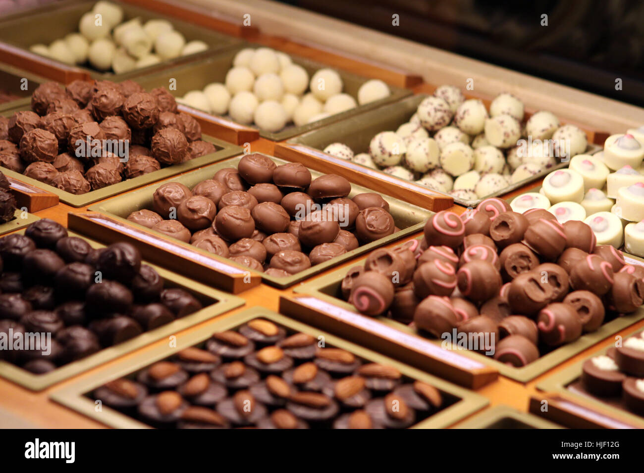 sweet-feeds, cocoa, truffle, squandering, waste, chocolates, dessert ...