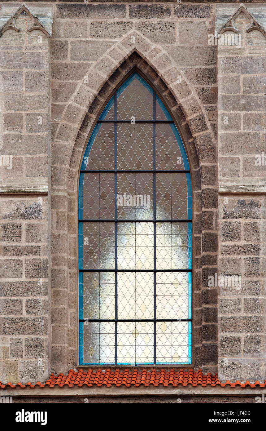 window, porthole, dormer window, pane, arch, style of construction ...