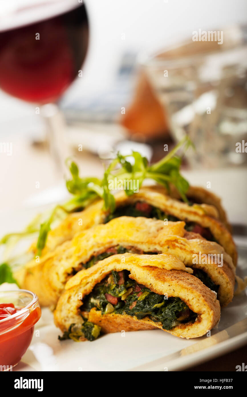 egg, discs, vegetarian, spinach, omelet, eating, eat, eats, omelette ...