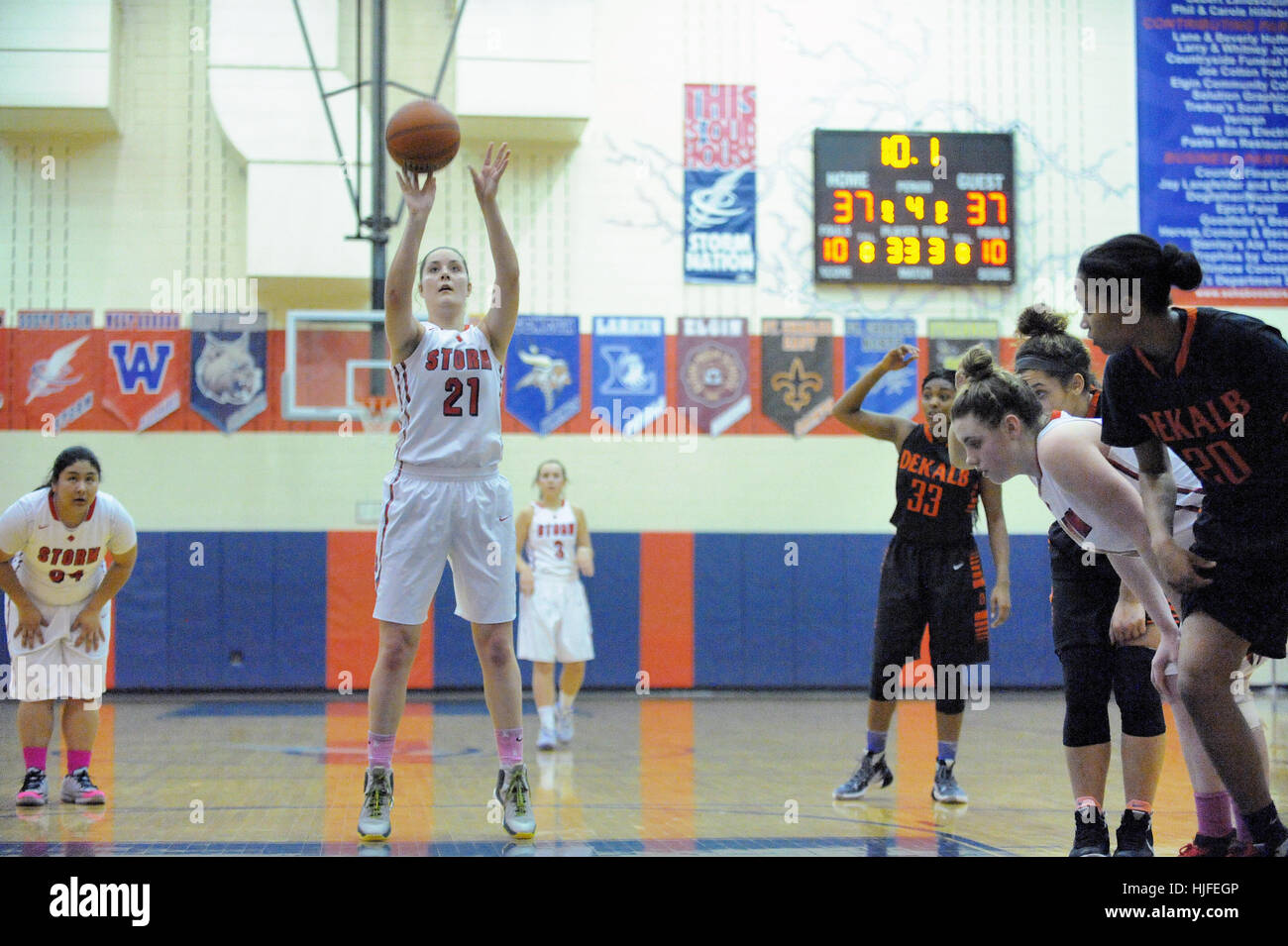 Basketball scoreboard tie hi-res stock photography and images - Alamy