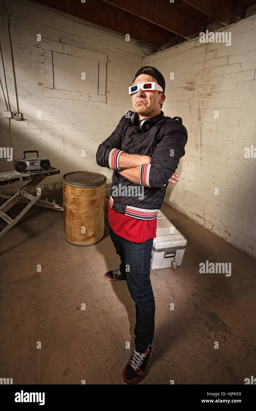 Awkward stance hi-res stock photography and images - Alamy