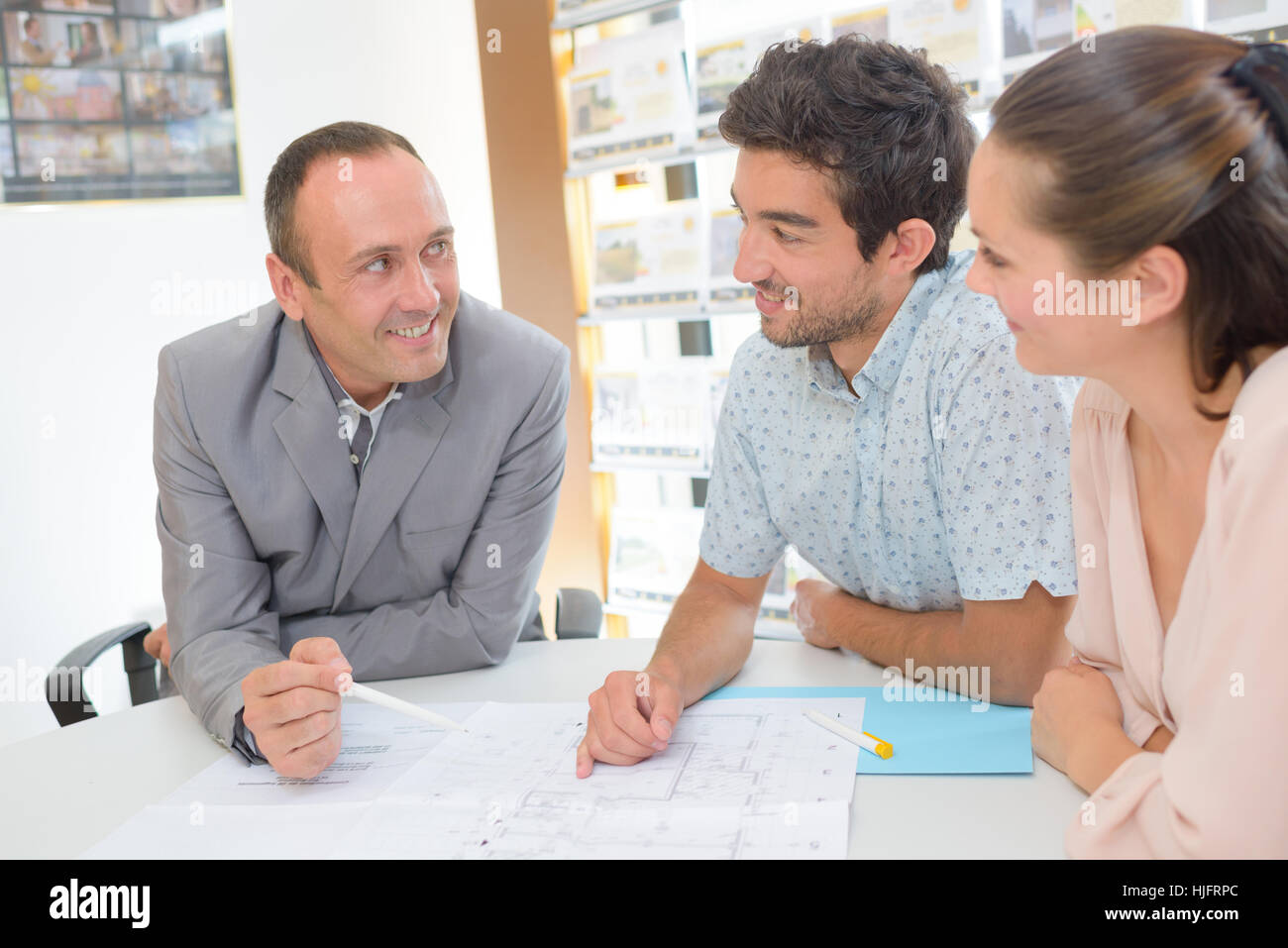 buying a house Stock Photo - Alamy