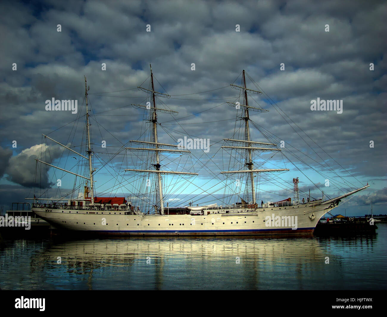 Rowing Ship Stock Photos & Rowing Ship Stock Images - Alamy
