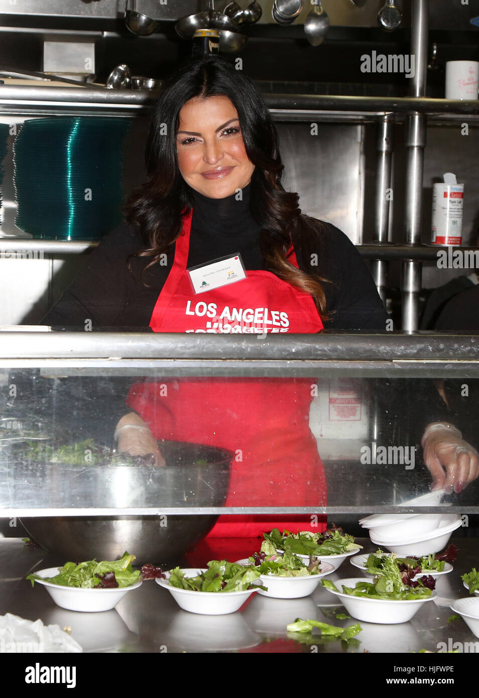 Los Angeles Mission Christmas Celebration For the Homeless Featuring ...