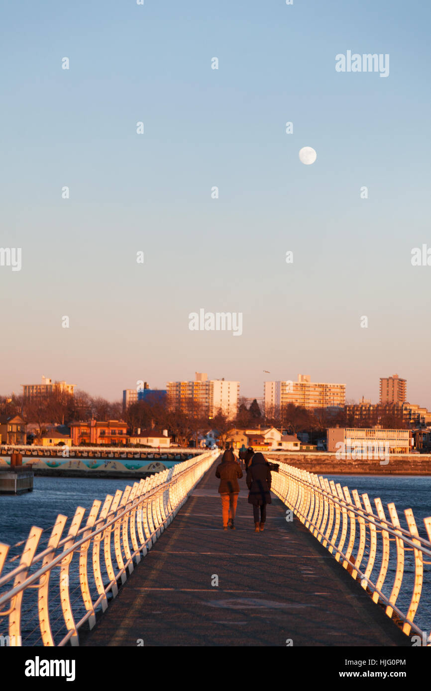 Bc pier hi-res stock photography and images - Alamy