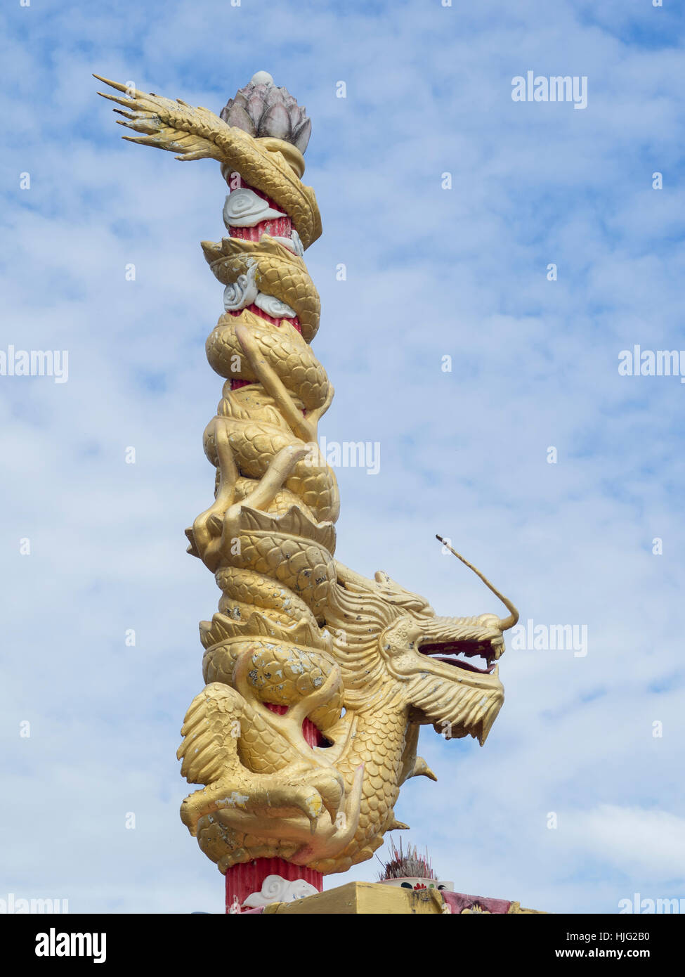 Dragon pole hi-res stock photography and images - Alamy