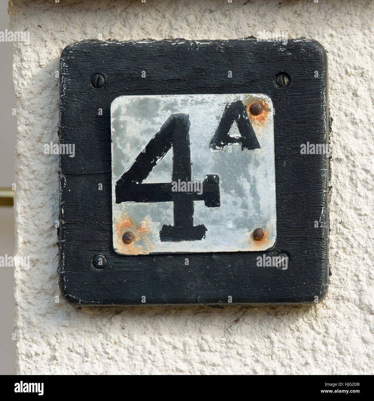 House number 4a sign hi-res stock photography and images - Alamy