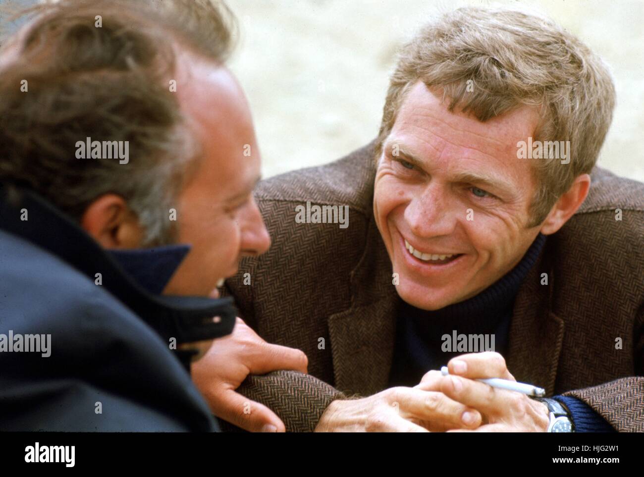 Steve mcqueen shooting picture hi-res stock photography and images - Alamy