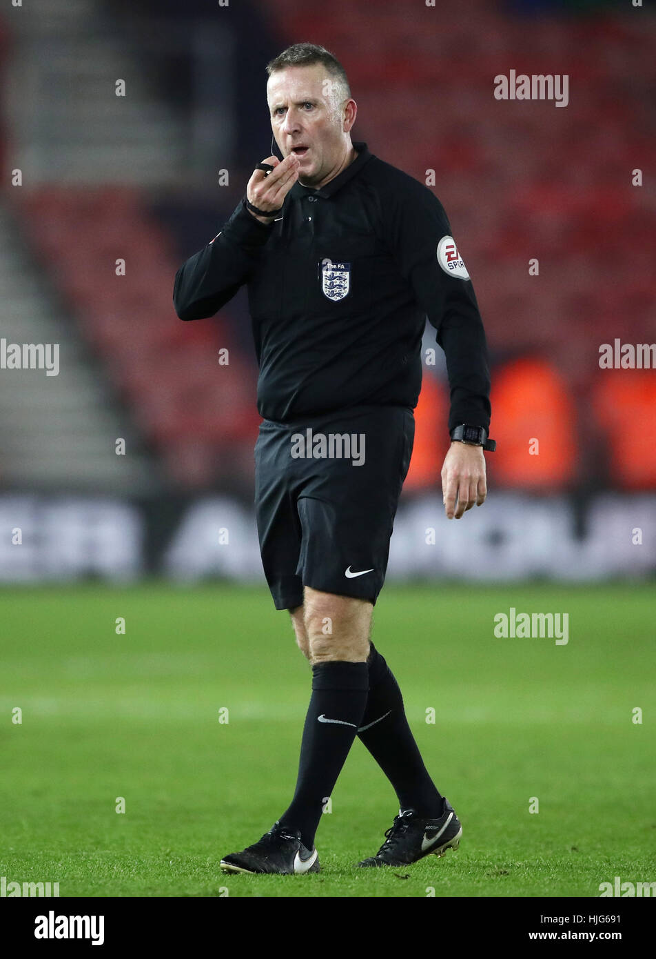 Match referee Jonathan Moss Stock Photo - Alamy