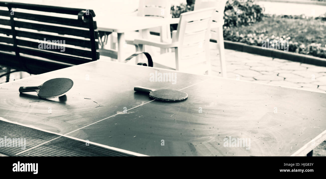 Outdoor ping pong table hi-res stock photography and images - Alamy