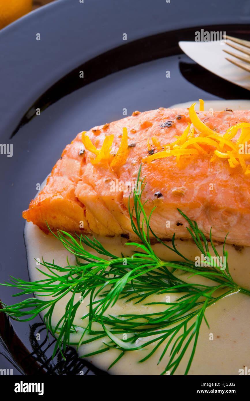 plate, grilled, food, dish, meal, lunch, salmon, vine, grape vine ...