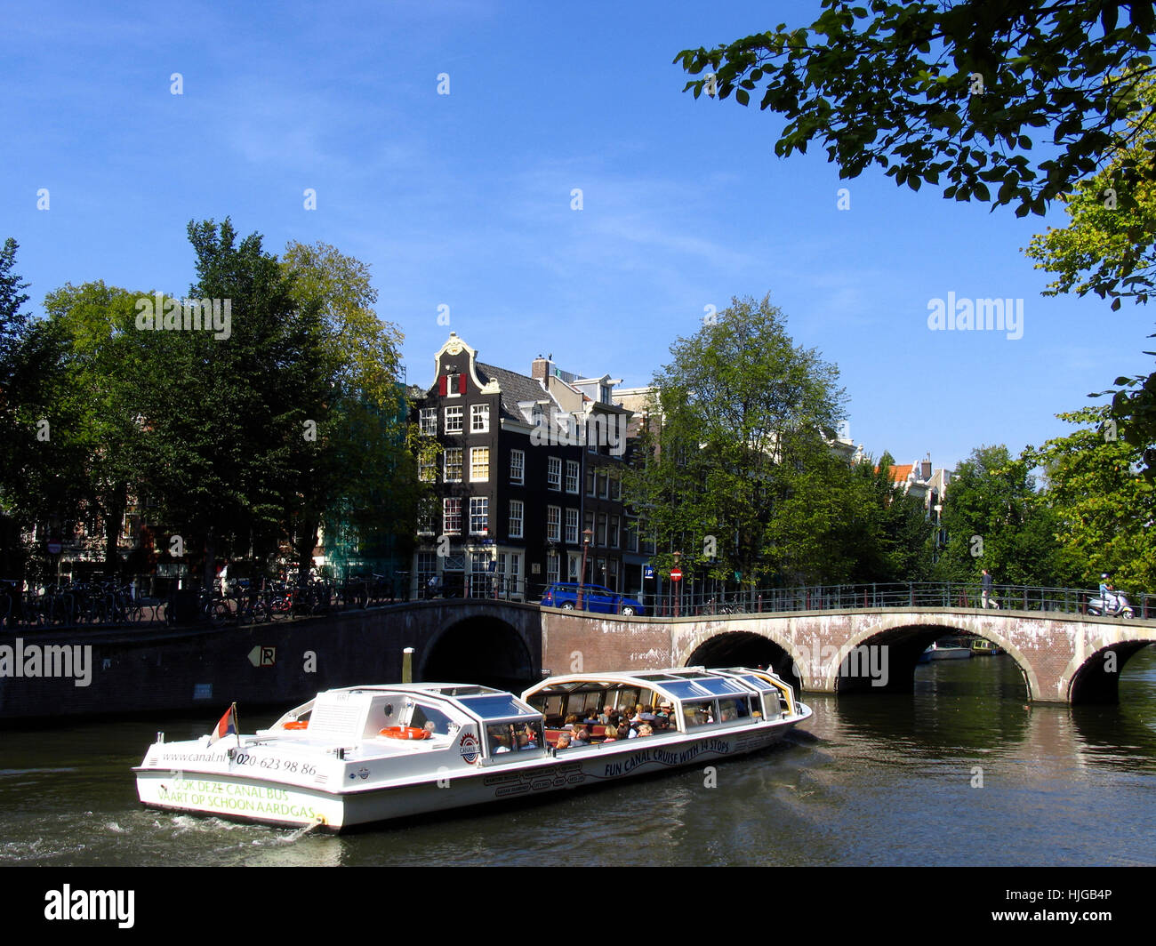 Circuit boat along Amsterdam, Holland, Netherlands Stock Photo - Alamy