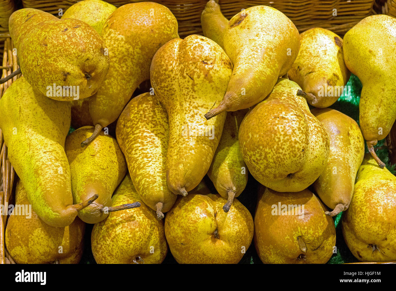 green, ripe, fruit, pear, bulb, chest, pears, weekly market ...