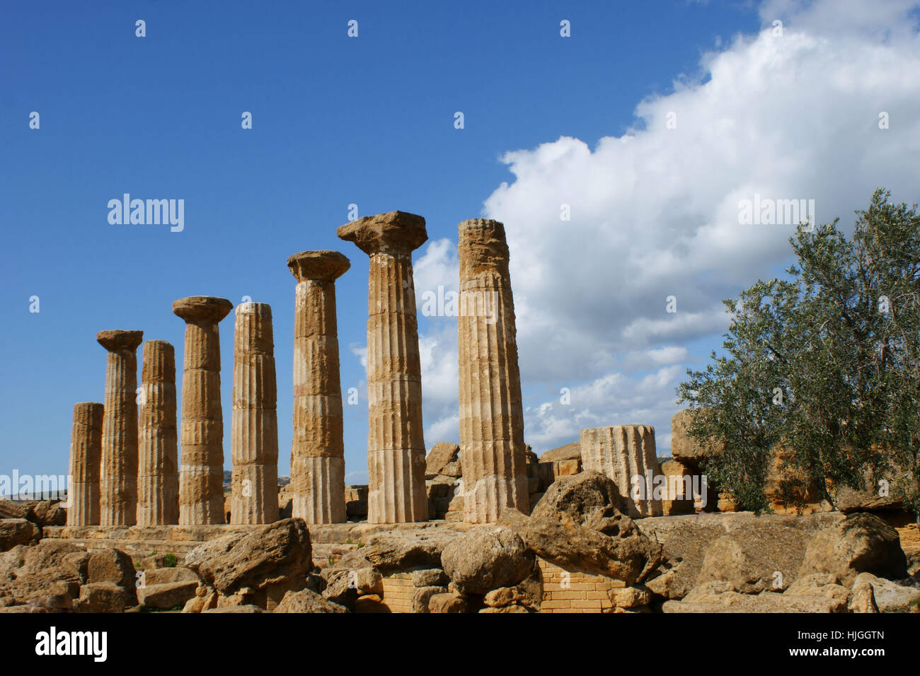 Tal der tempel hi-res stock photography and images - Alamy