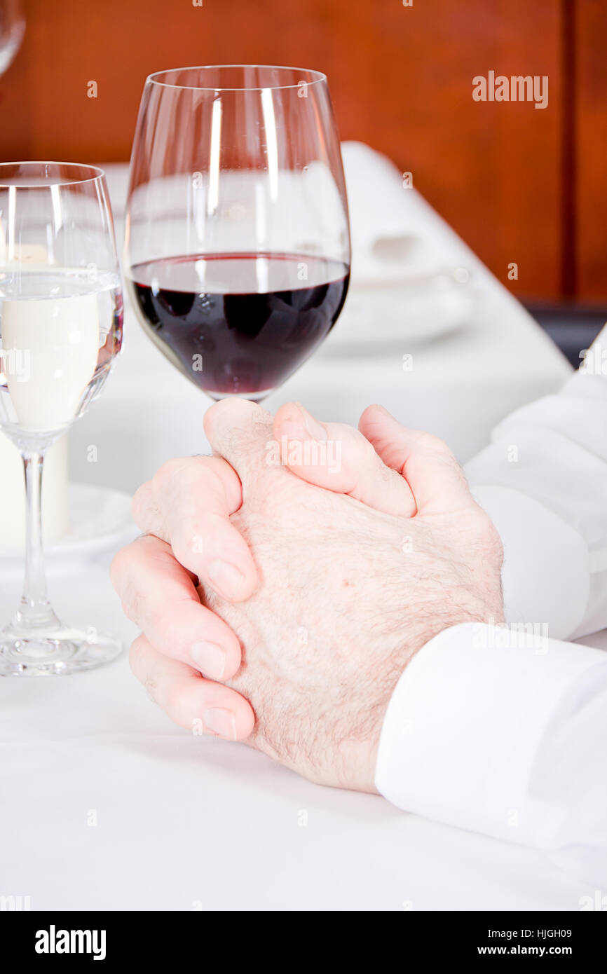 waiter serving a young couple coffee after dinner Stock Photo - Alamy