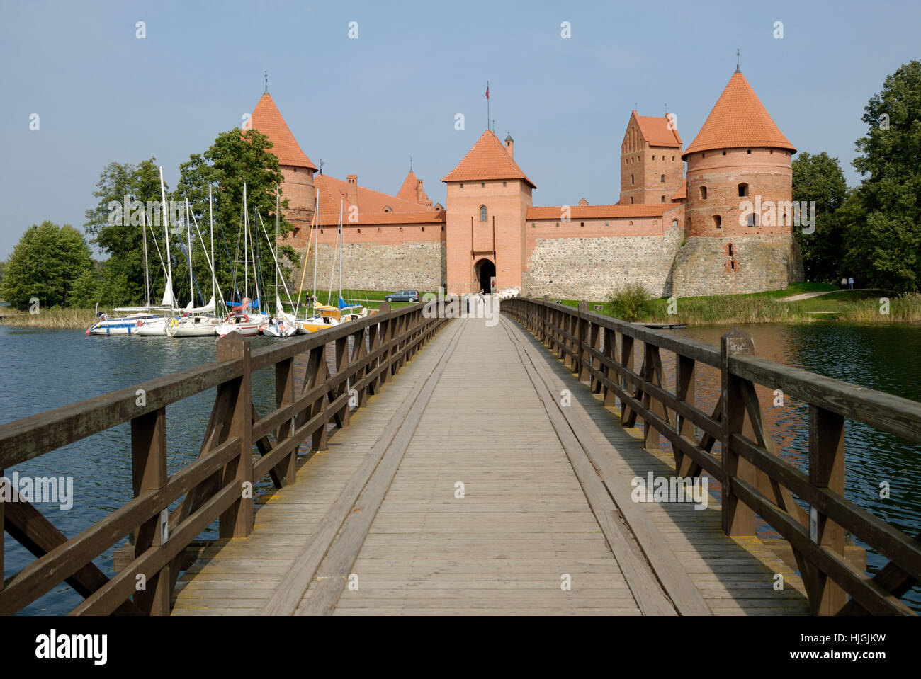 bridge, lithuania, bridge parapet, chateau, castle, historical, tree ...