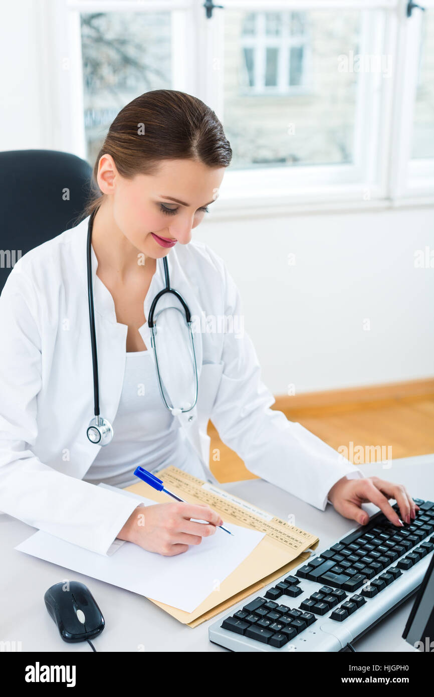 doctor, physician, medic, medical practicioner, hospital, clinic ...