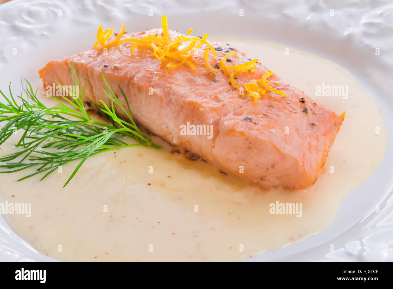 plate, grilled, food, dish, meal, lunch, salmon, vine, grape vine ...