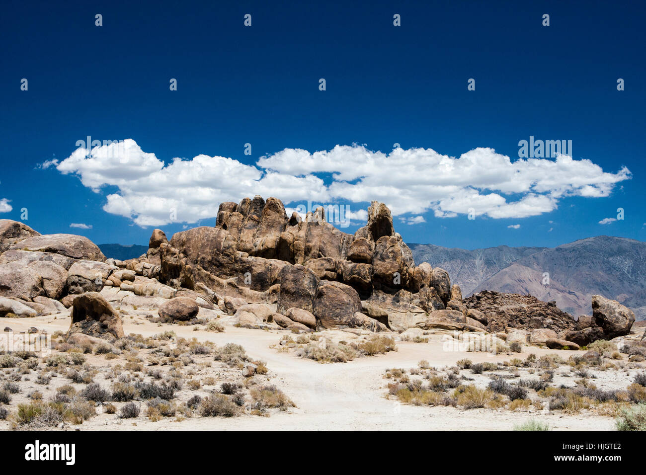 hippo rock formation in the alabama hills Stock Photo - Alamy