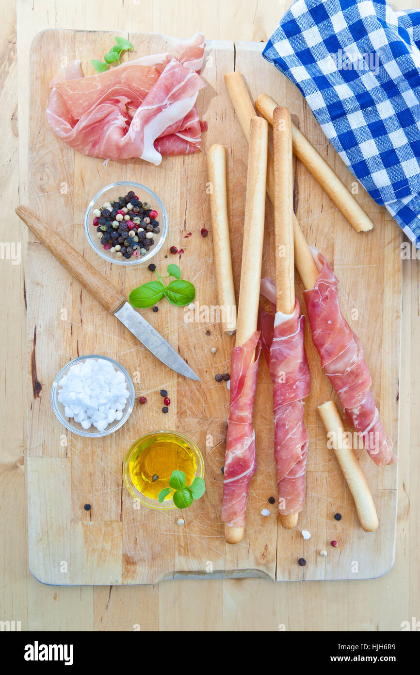 olive oil, spices, italian, melon, ham, starter, salt, pepper, wood ...