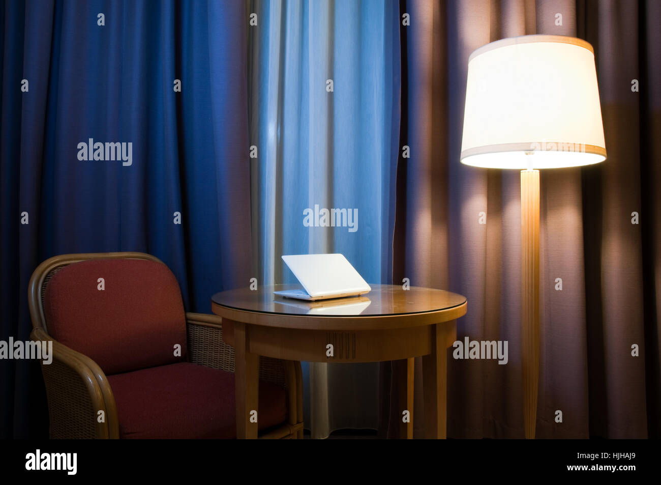 house, building, laptop, notebook, computers, computer, desk, inside ...