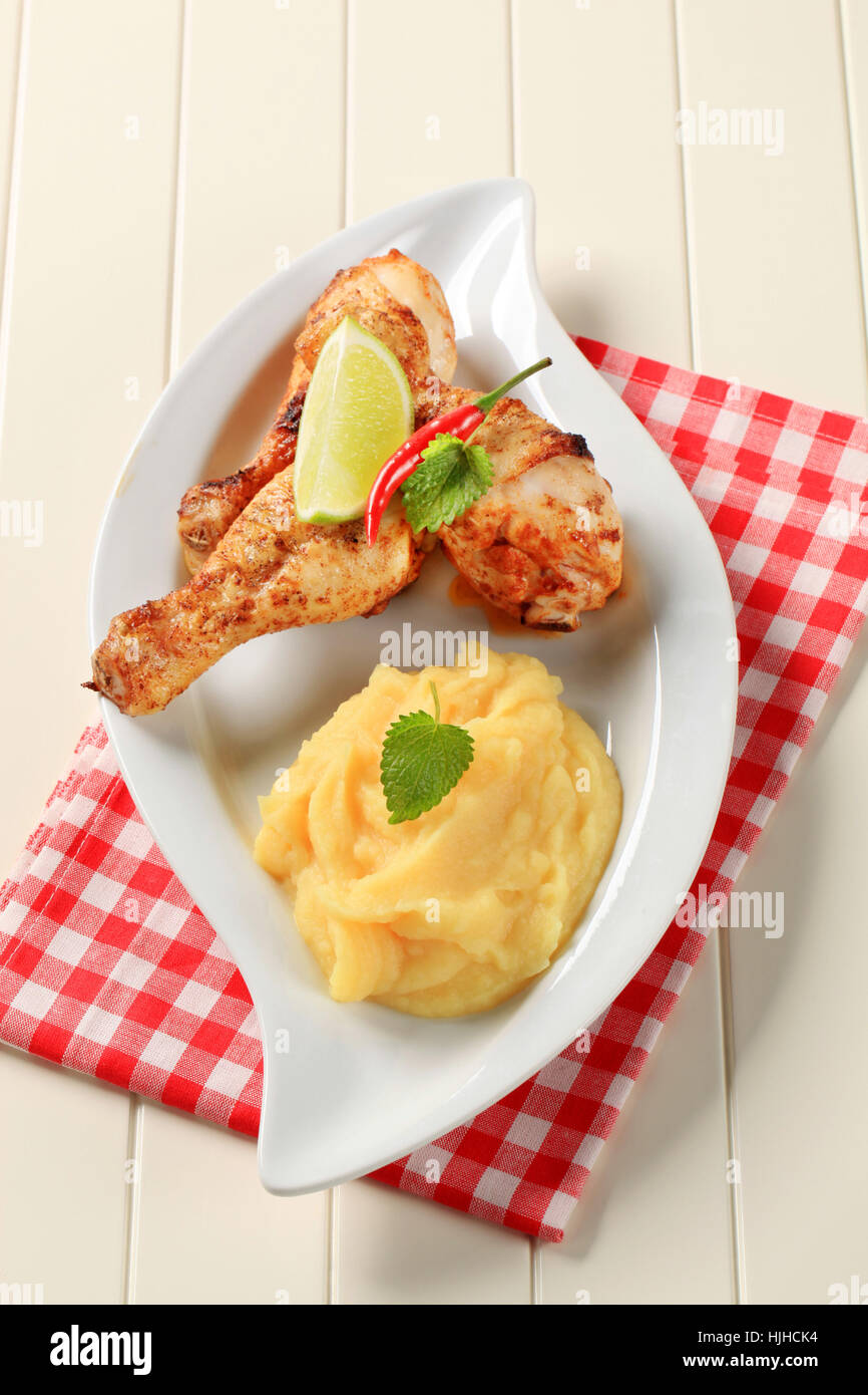legs, food, aliment, closeup, skin, plate, spicy, dish, meal, napkin ...