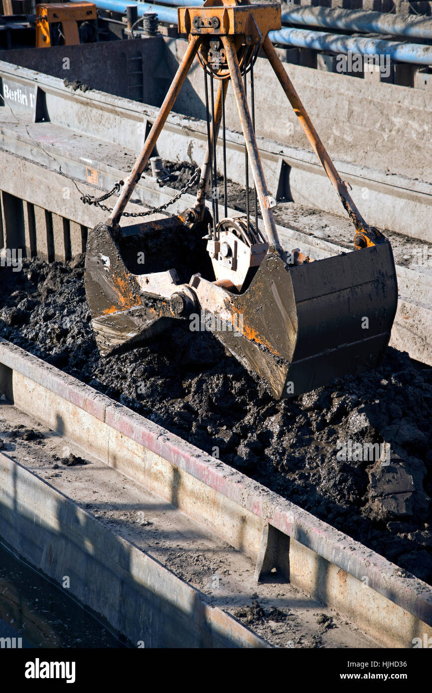 Work deepening hi-res stock photography and images - Alamy