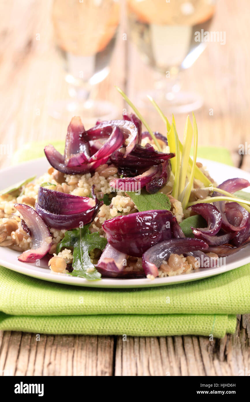 food, aliment, condiment, green, wood, plate, wise, attentive, alert, friendly Stock Photo - Alamy