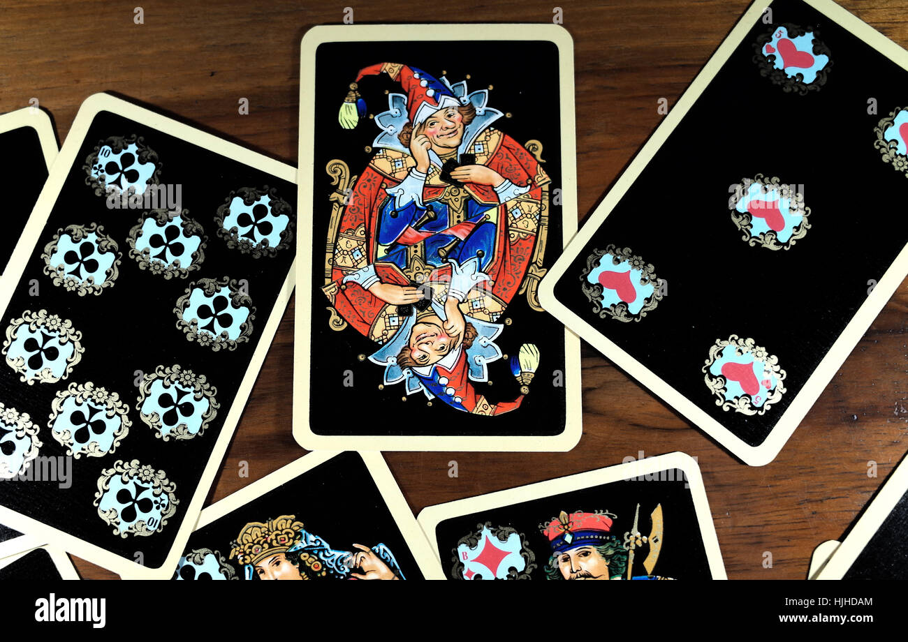 Russian playing cards hi-res stock photography and images - Alamy