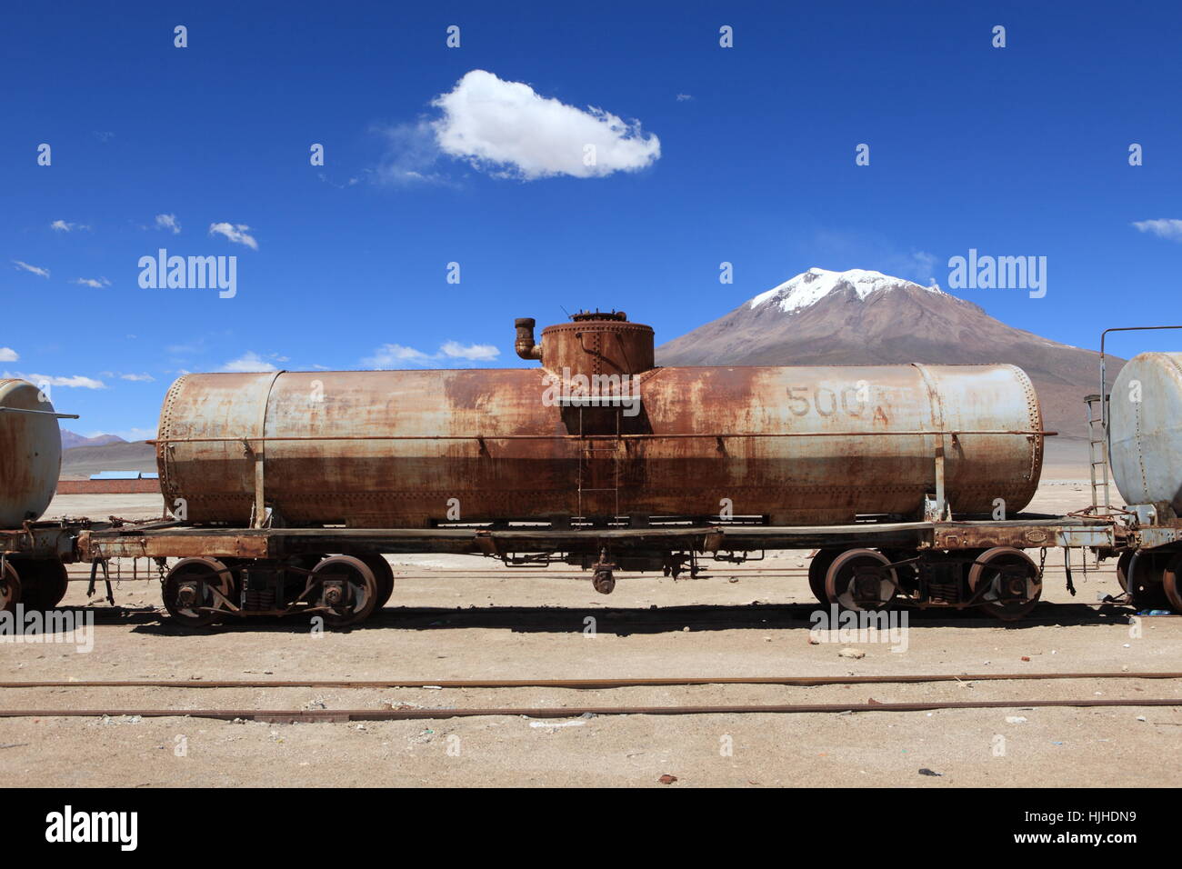 old wagons in the train station Stock Photo - Alamy