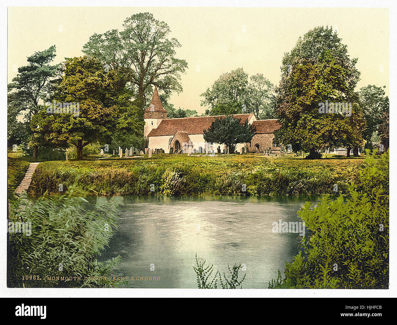 Monmouth church hi-res stock photography and images - Alamy