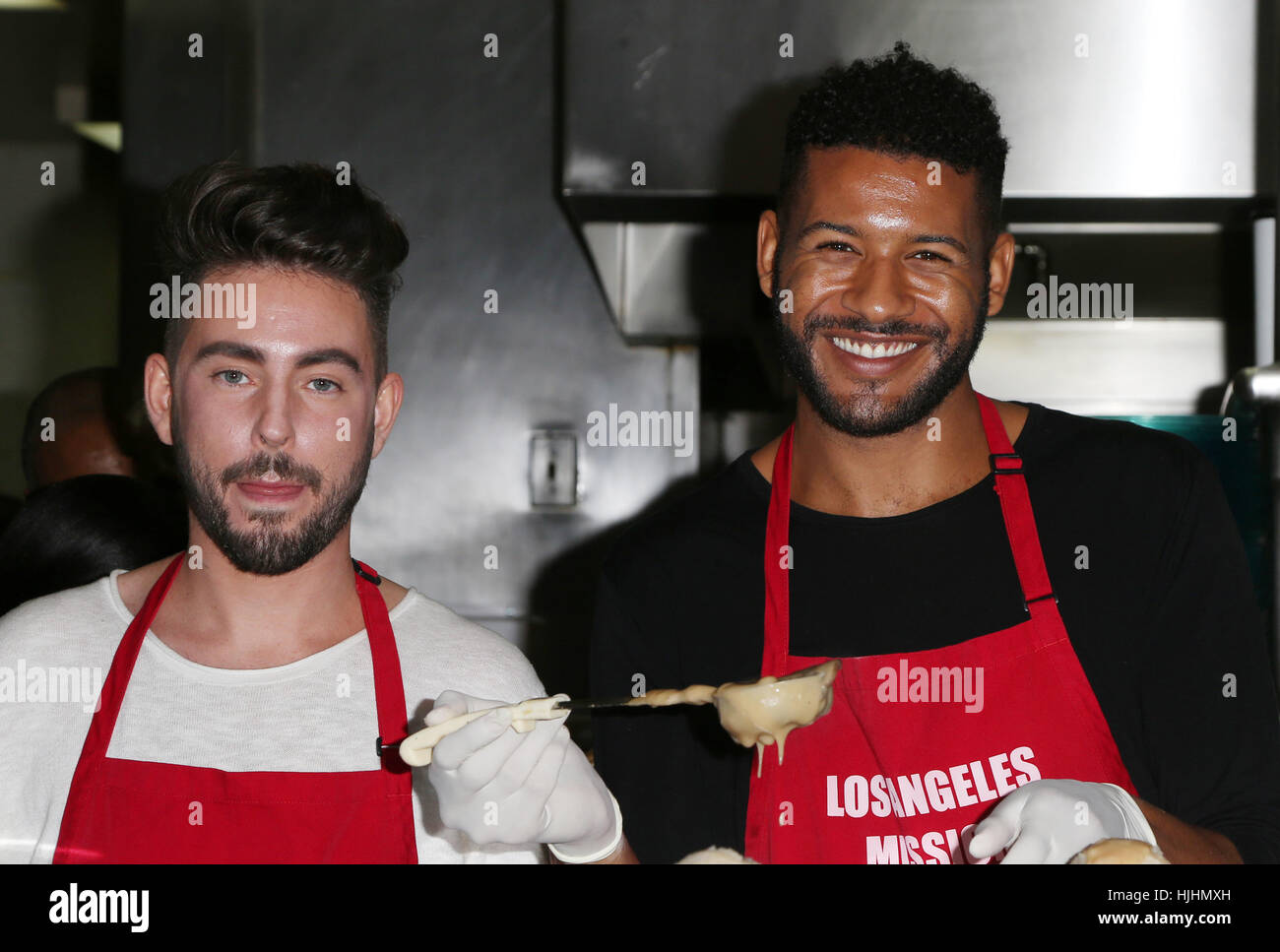 Los Angeles Mission Christmas Celebration For the Homeless Featuring ...