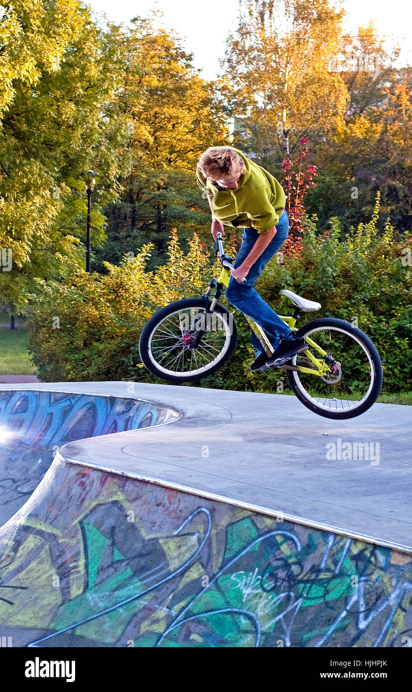 sport, sports, ride, spring, bouncing, bounces, hop, skipping, frisks ...