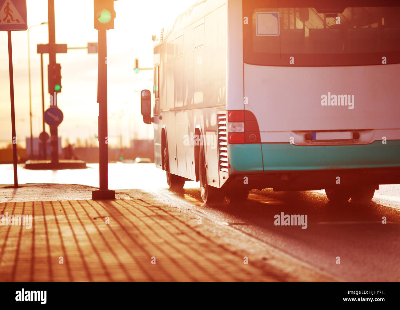 Bus priority signal hi-res stock photography and images - Alamy