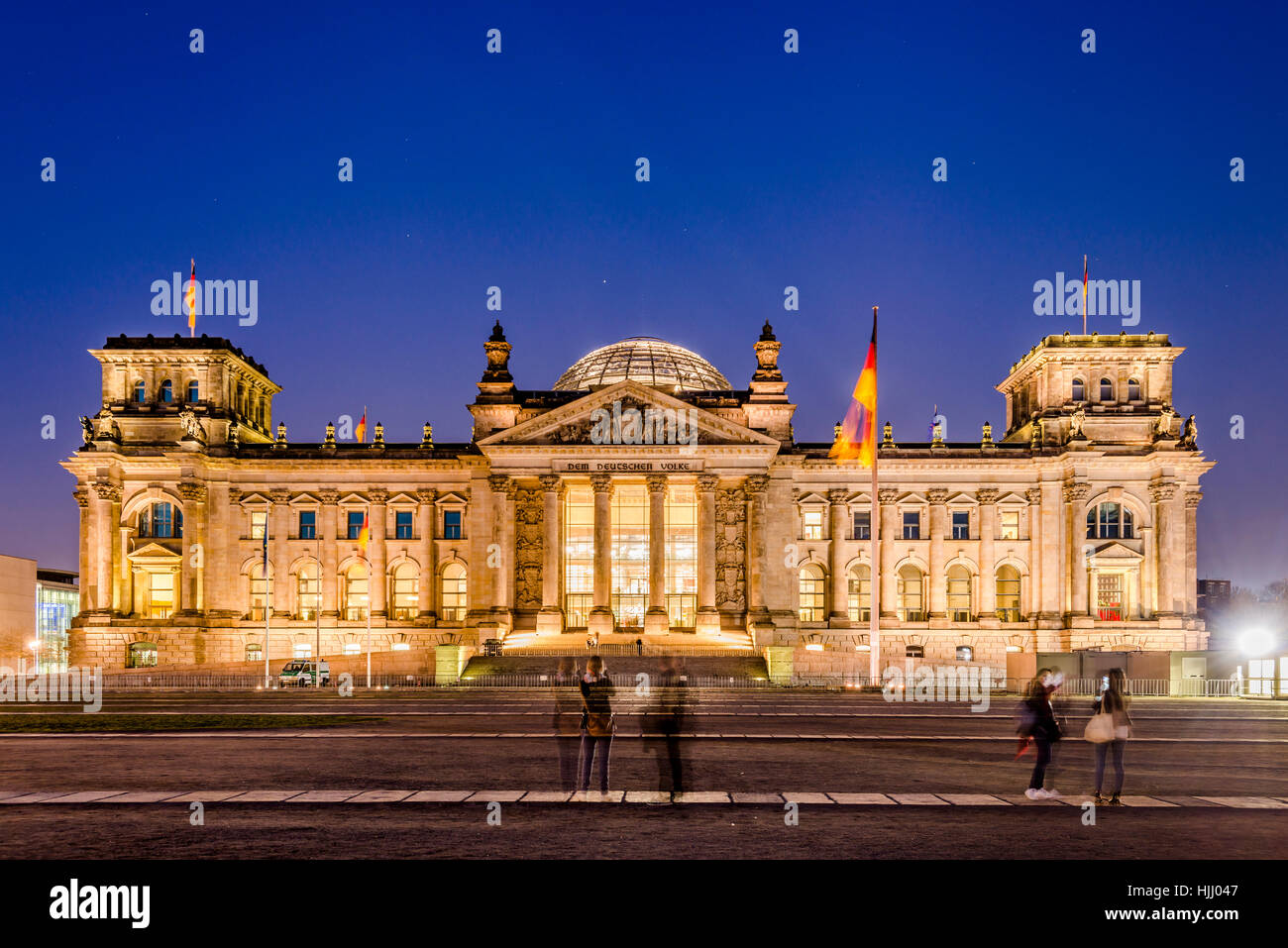 Germany, Berlin, view to lighted Reichstag at night Stock Photo - Alamy