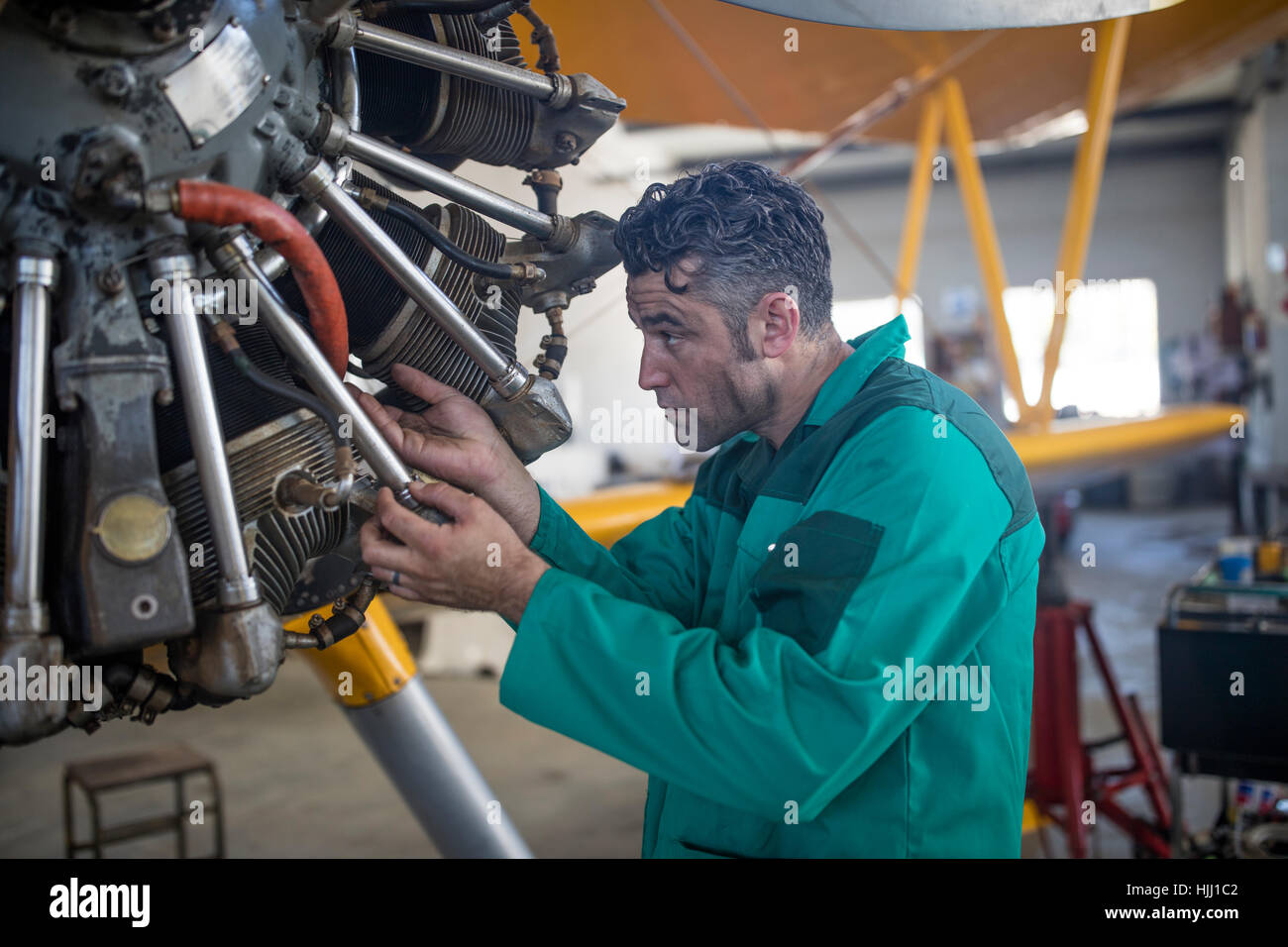 Mechanic hangar repairing light aircraft hi-res stock photography and ...
