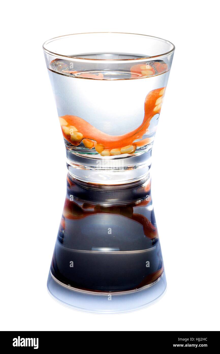 Dentures in glass water hi-res stock photography and images - Alamy