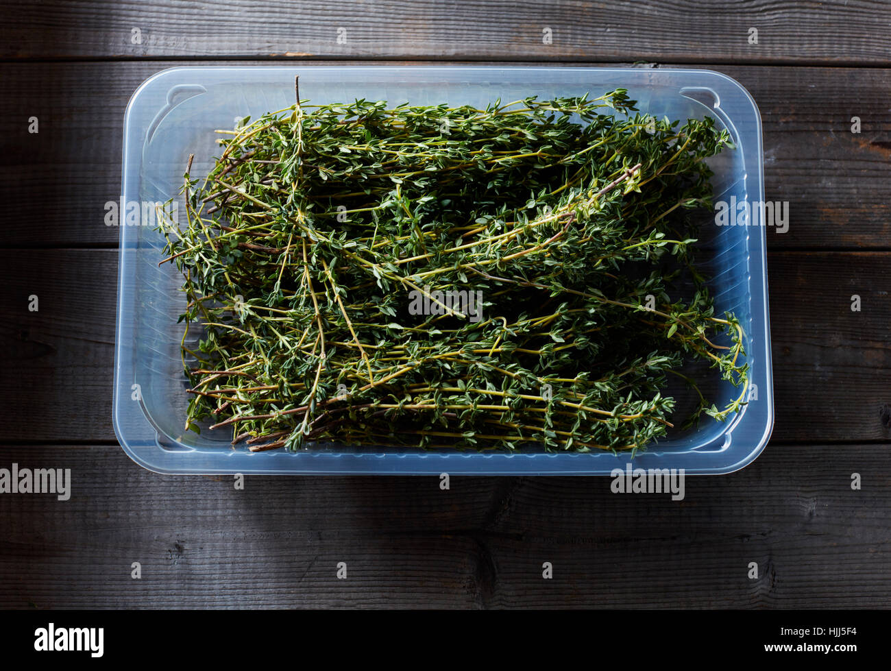 Box of fresh thyme Stock Photo - Alamy
