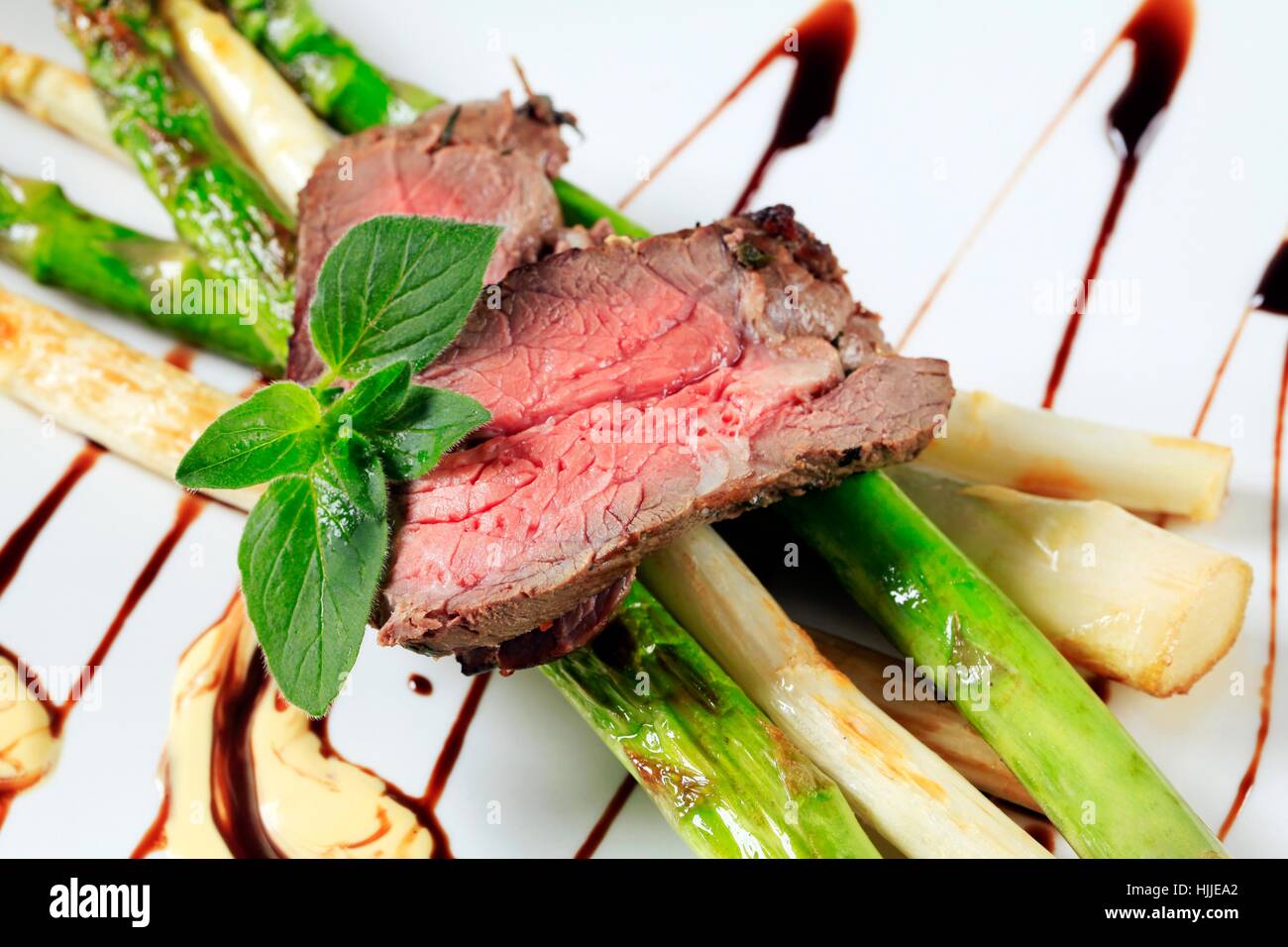 food, aliment, condiment, closeup, plate, rare, sauce, vegetable ...