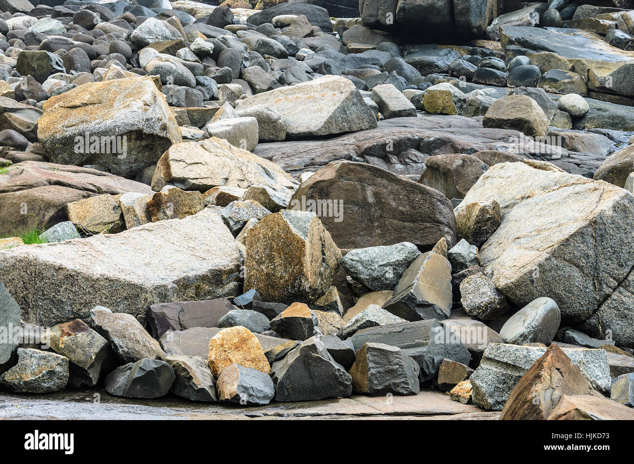 Big rocks hi-res stock photography and images - Alamy