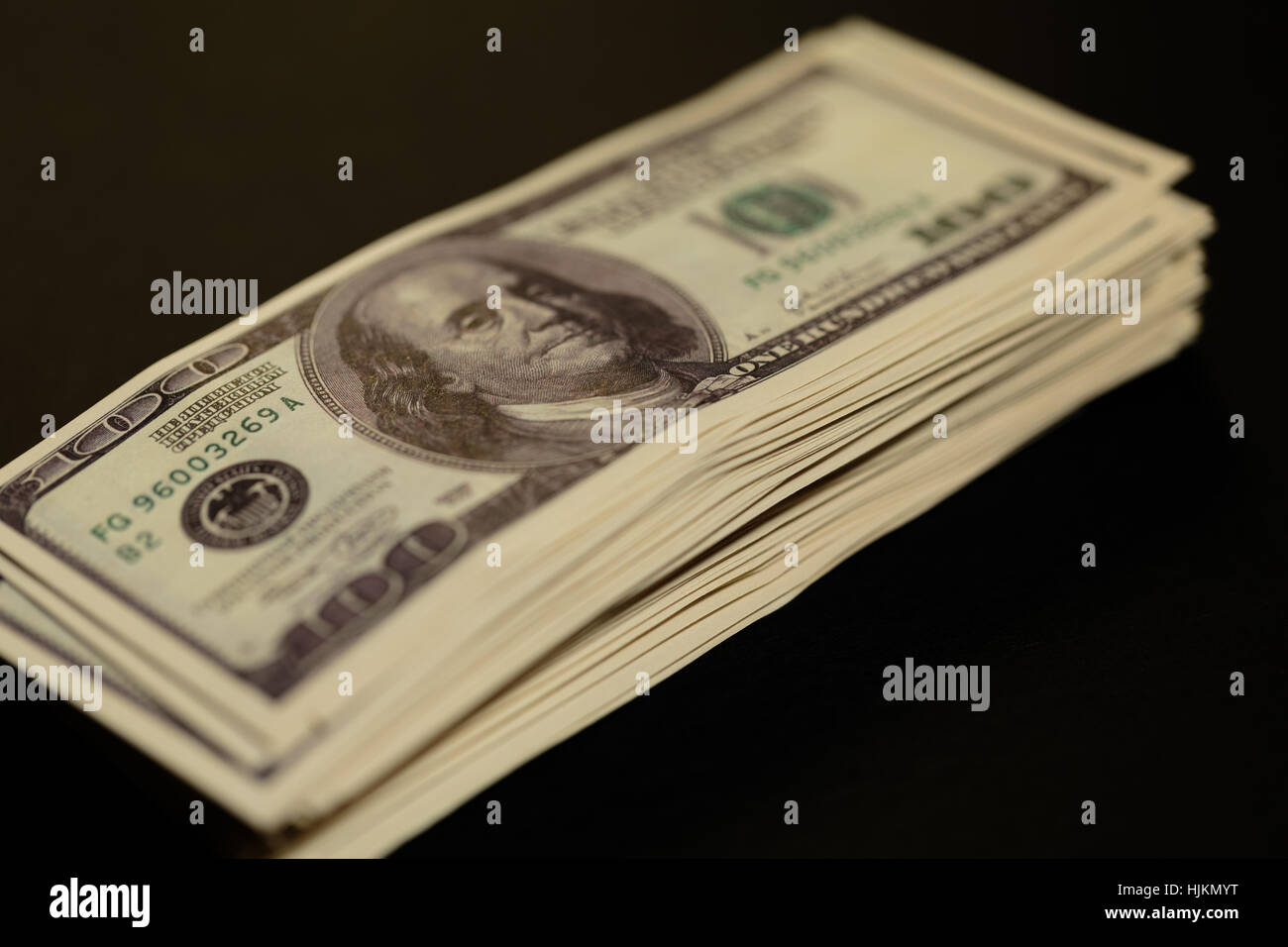 stack of money growing Stock Photo - Alamy