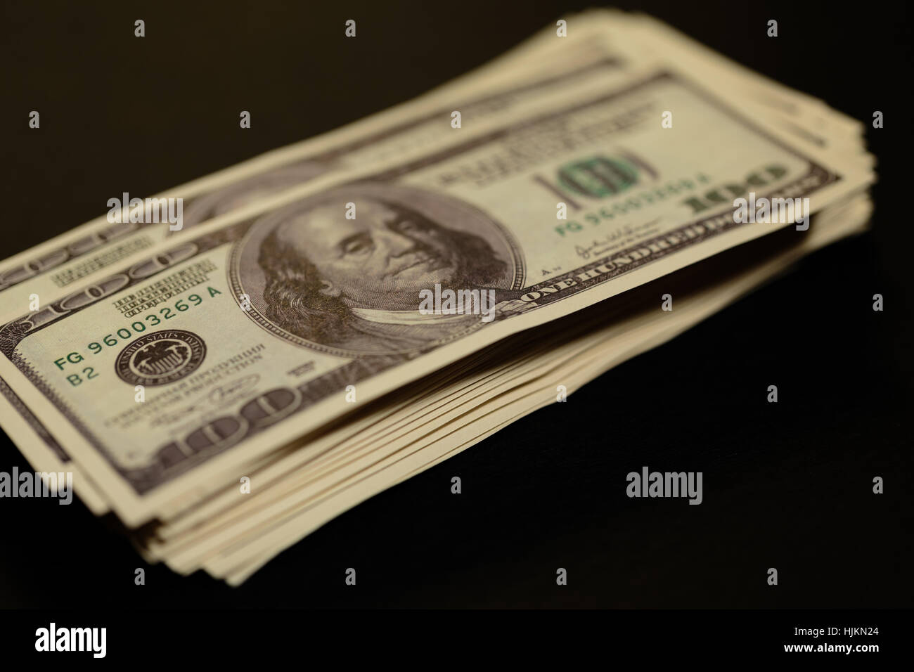 stack of money growing Stock Photo - Alamy