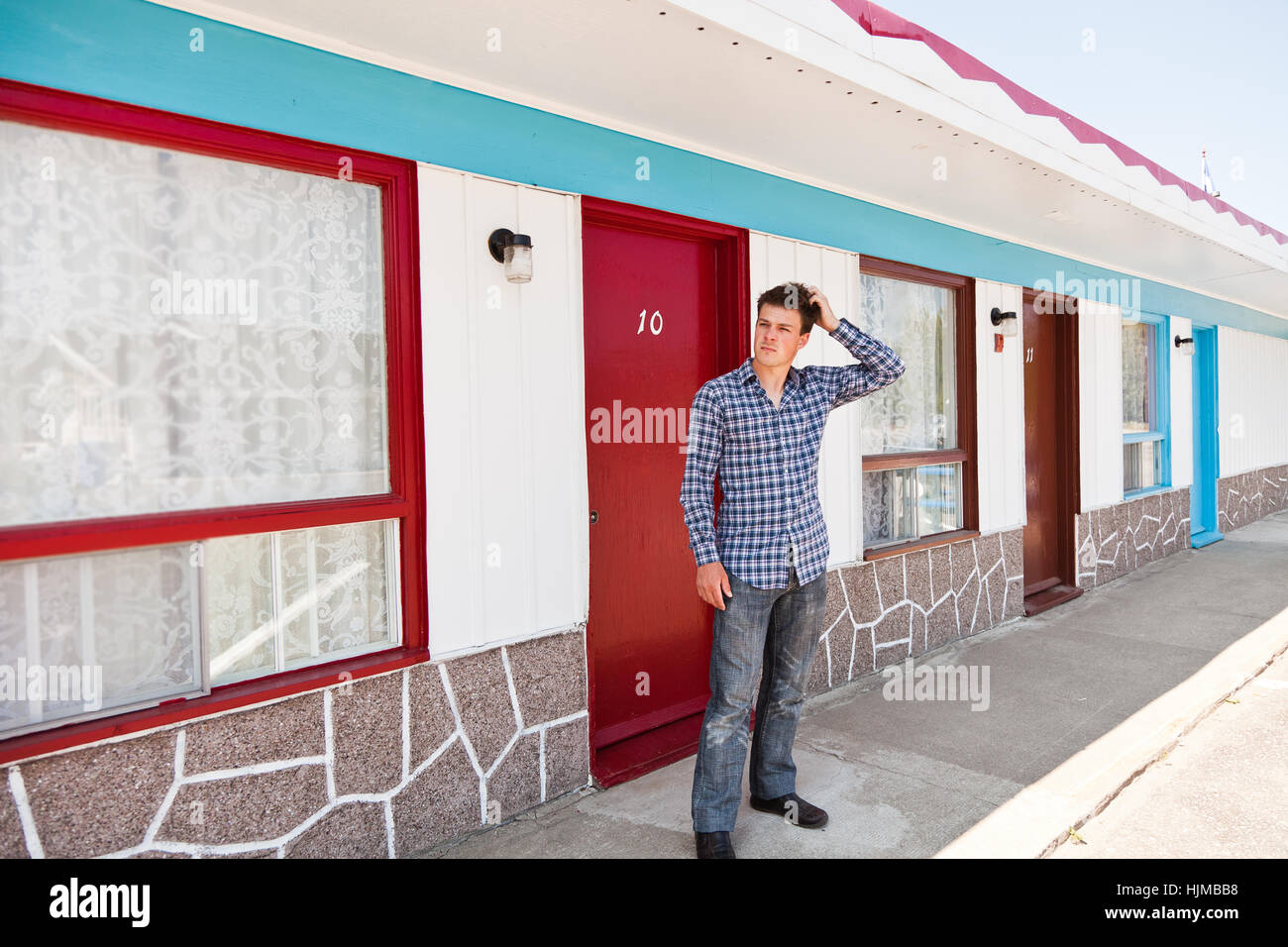 Guy house hi-res stock photography and images - Alamy