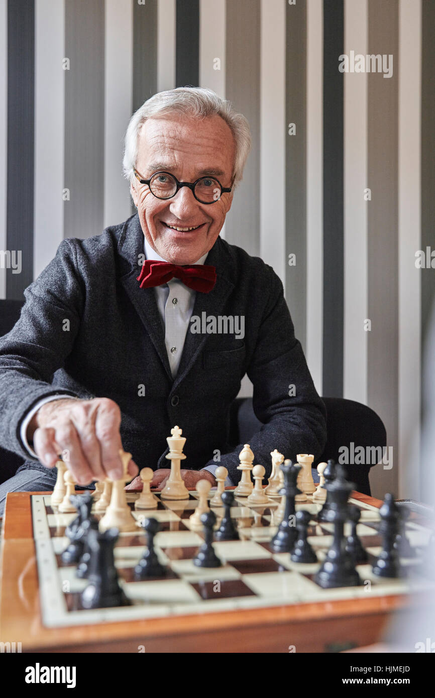 Portrait chess player hi-res stock photography and images - Alamy