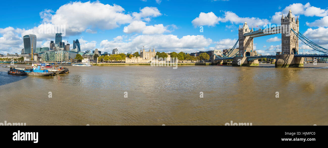 UK, London, view at City of London, River Thames and Tower Bridge Stock ...
